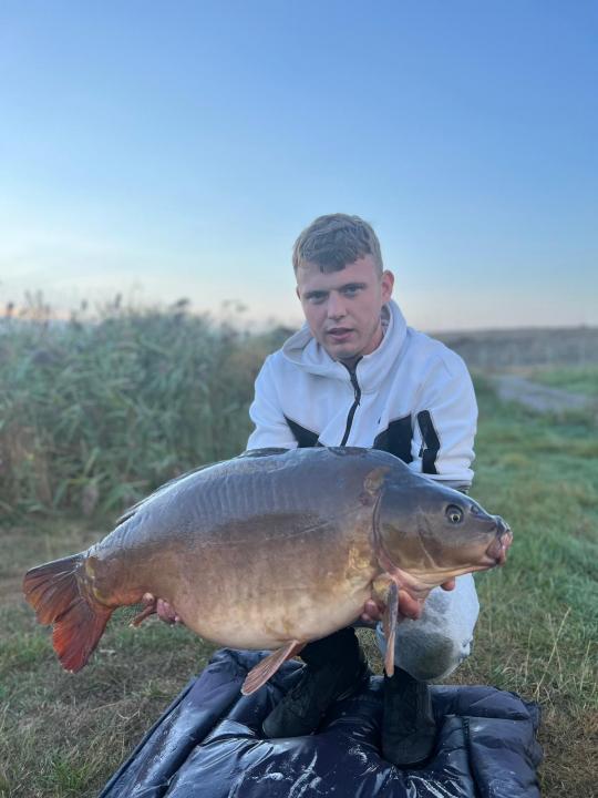 Gravel pit fish | Total Carp